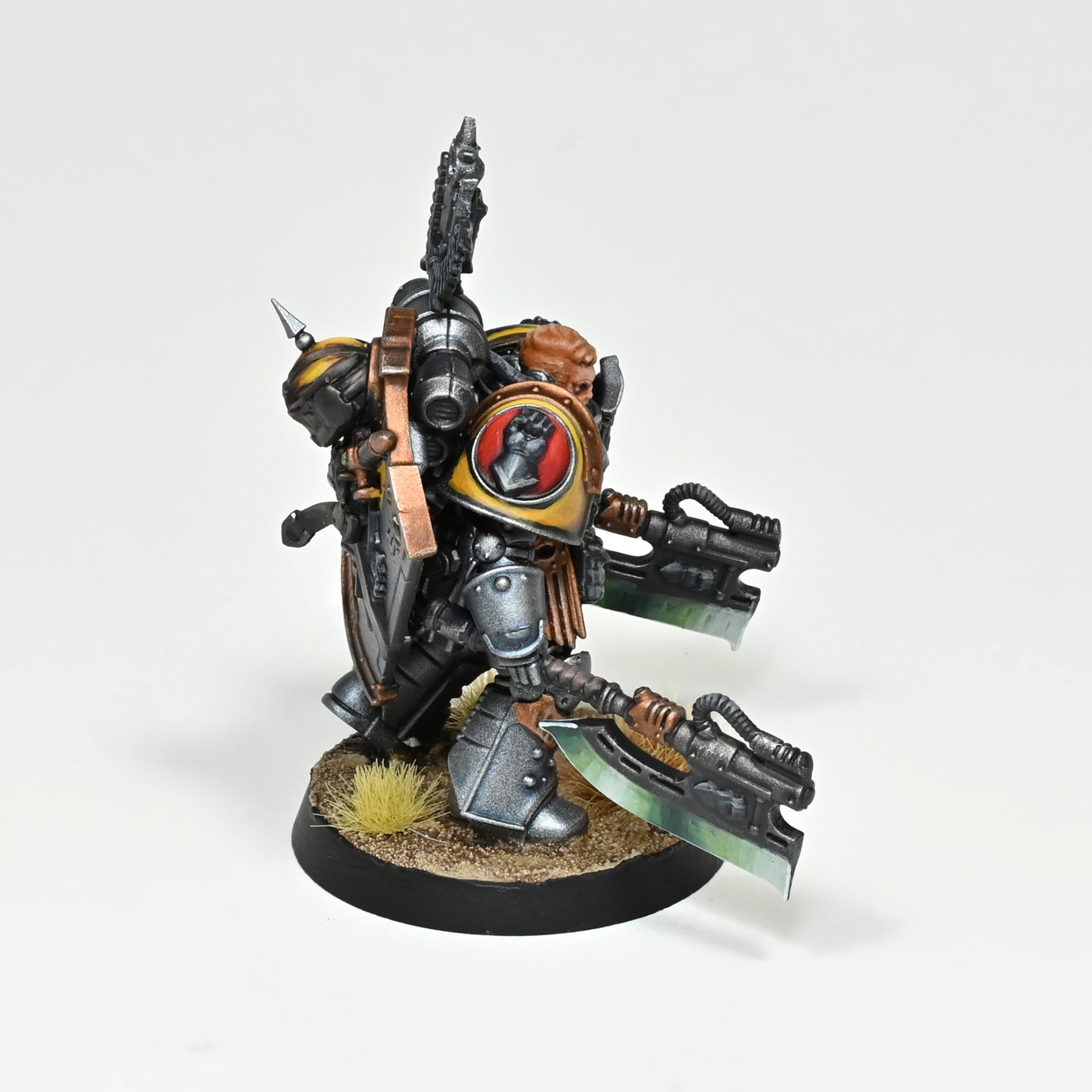 Model Review: Fafnir Rann | Goonhammer