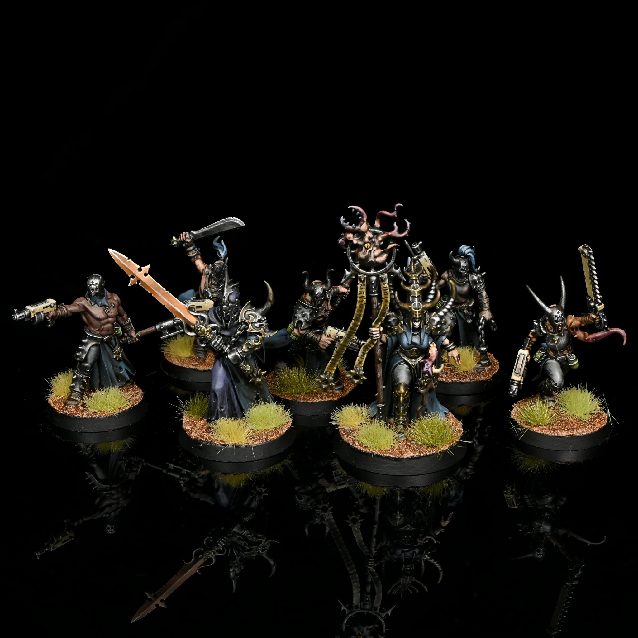 Model Review: Dark Commune & Chaos Cultists | Goonhammer