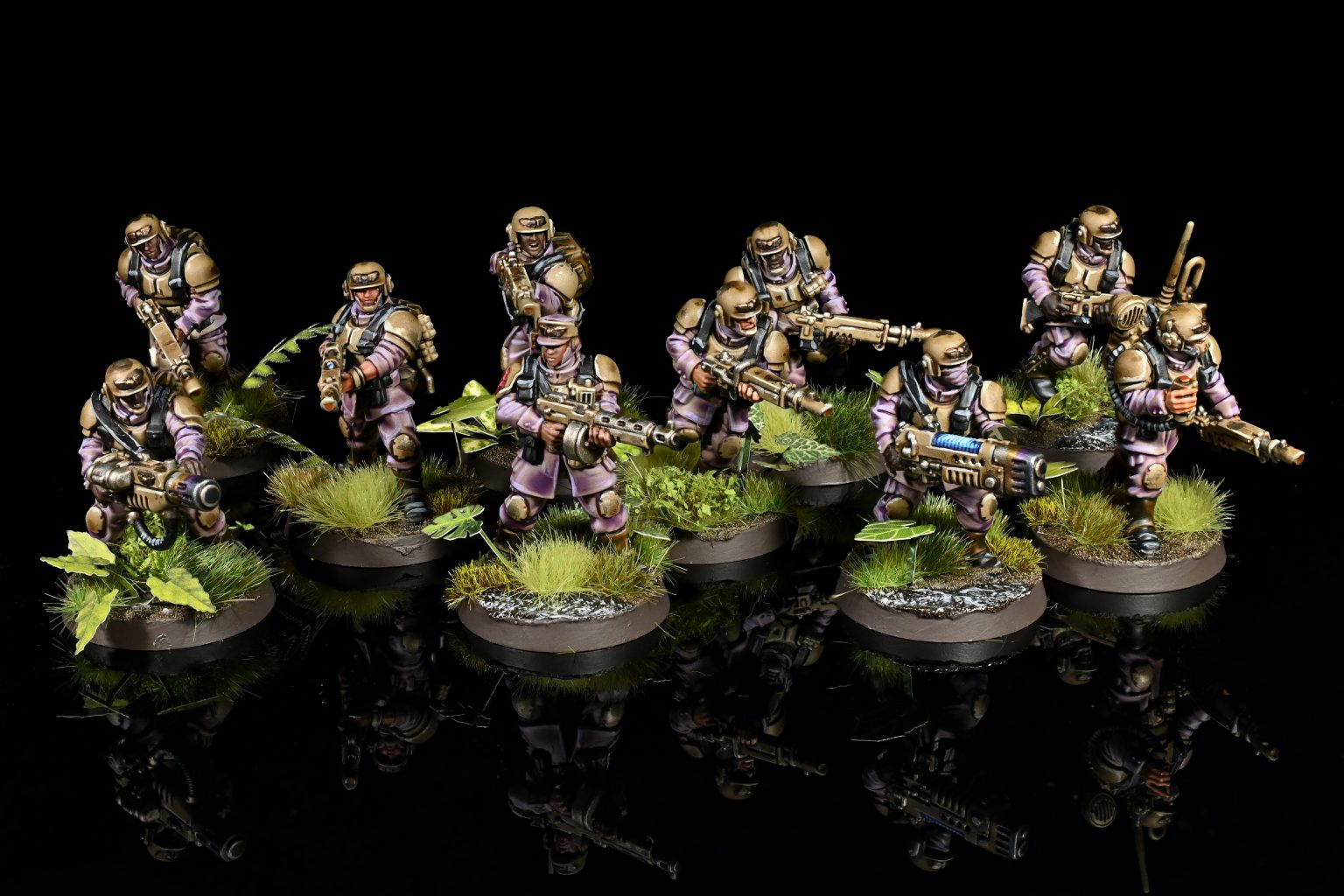 Model Review: The Astra Militarum Cadia Stands Army Box | Goonhammer