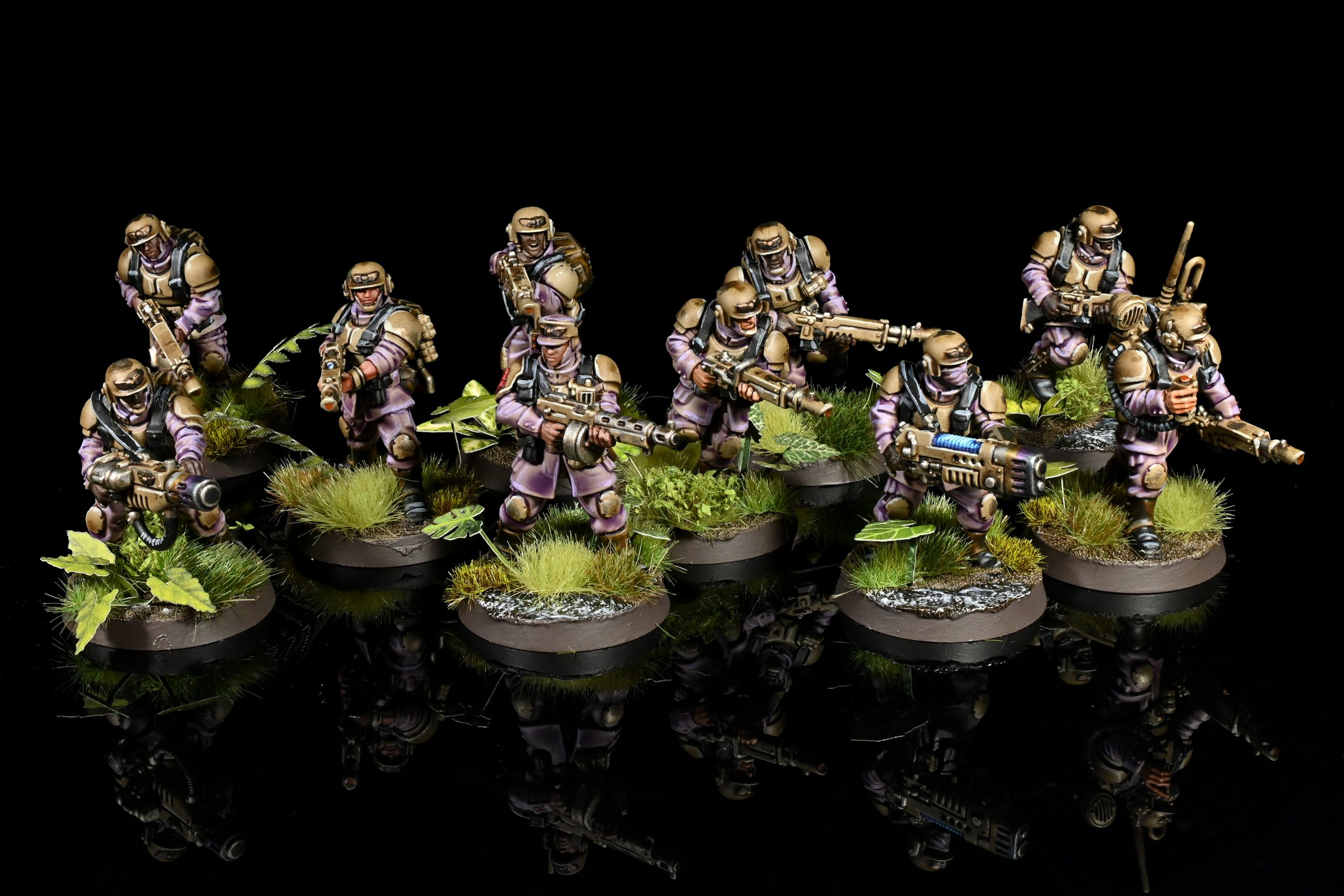 Model Review: The Astra Militarum Cadia Stands Army Box | Goonhammer