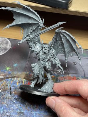Model Review: The New Plastic Daemon Prince (Slaves to Darkness / 40k ...