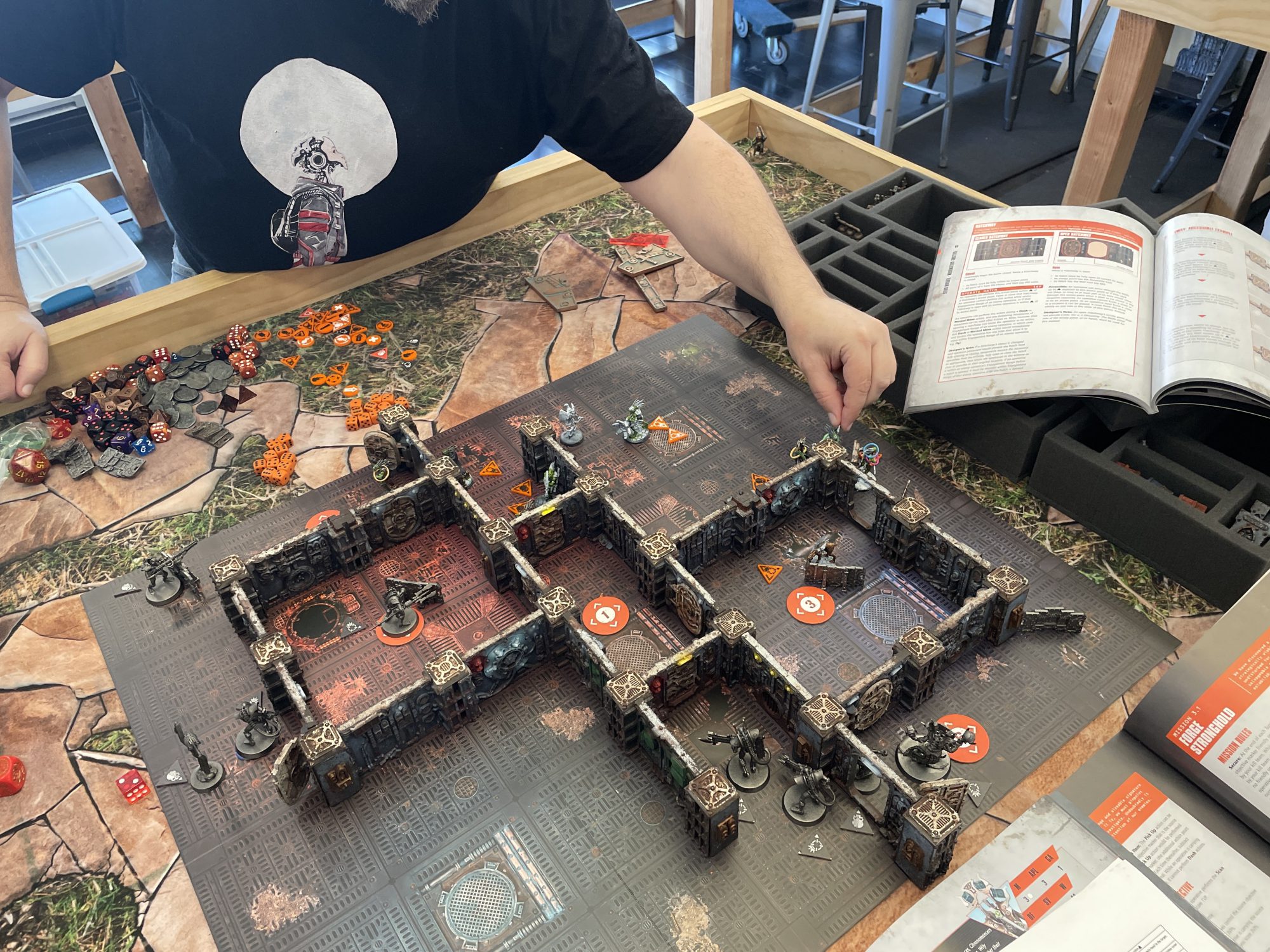 Kill Team: Into The Dark (Gallowdark) Terrain by Crab-stuffed Mushrooms ...