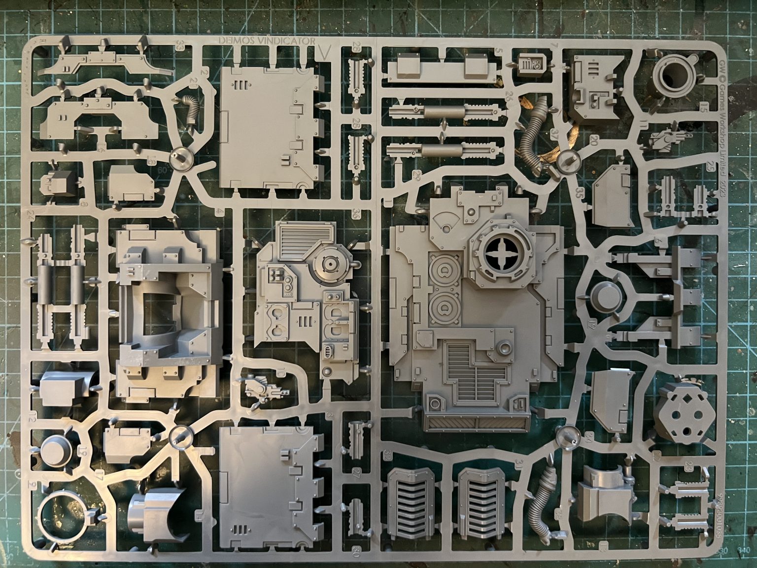 Horus Heresy Model Review: Vindicator Siege Tank | Goonhammer