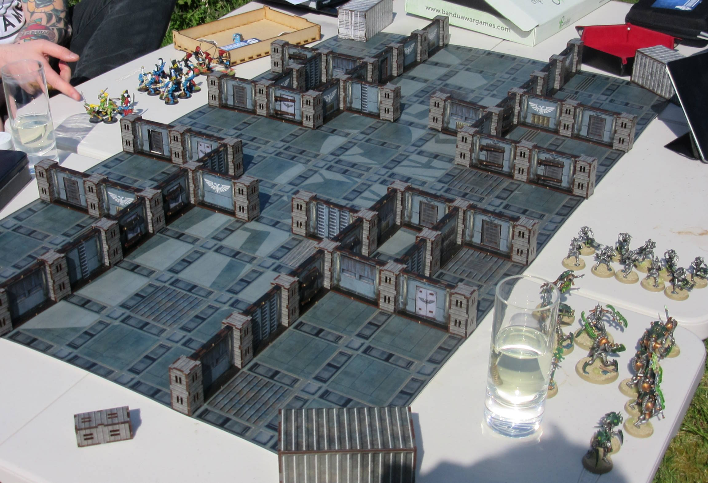 Review: Bandua Wargaming Alpha Boarding Zone Terrain | Goonhammer