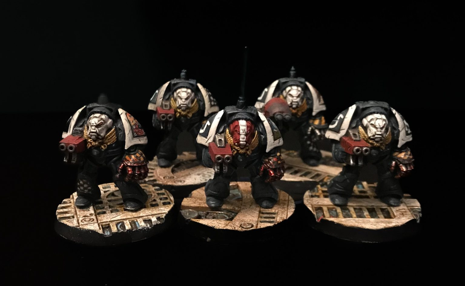 Army Showcase: Lenoon’s Imperial Knights | Goonhammer