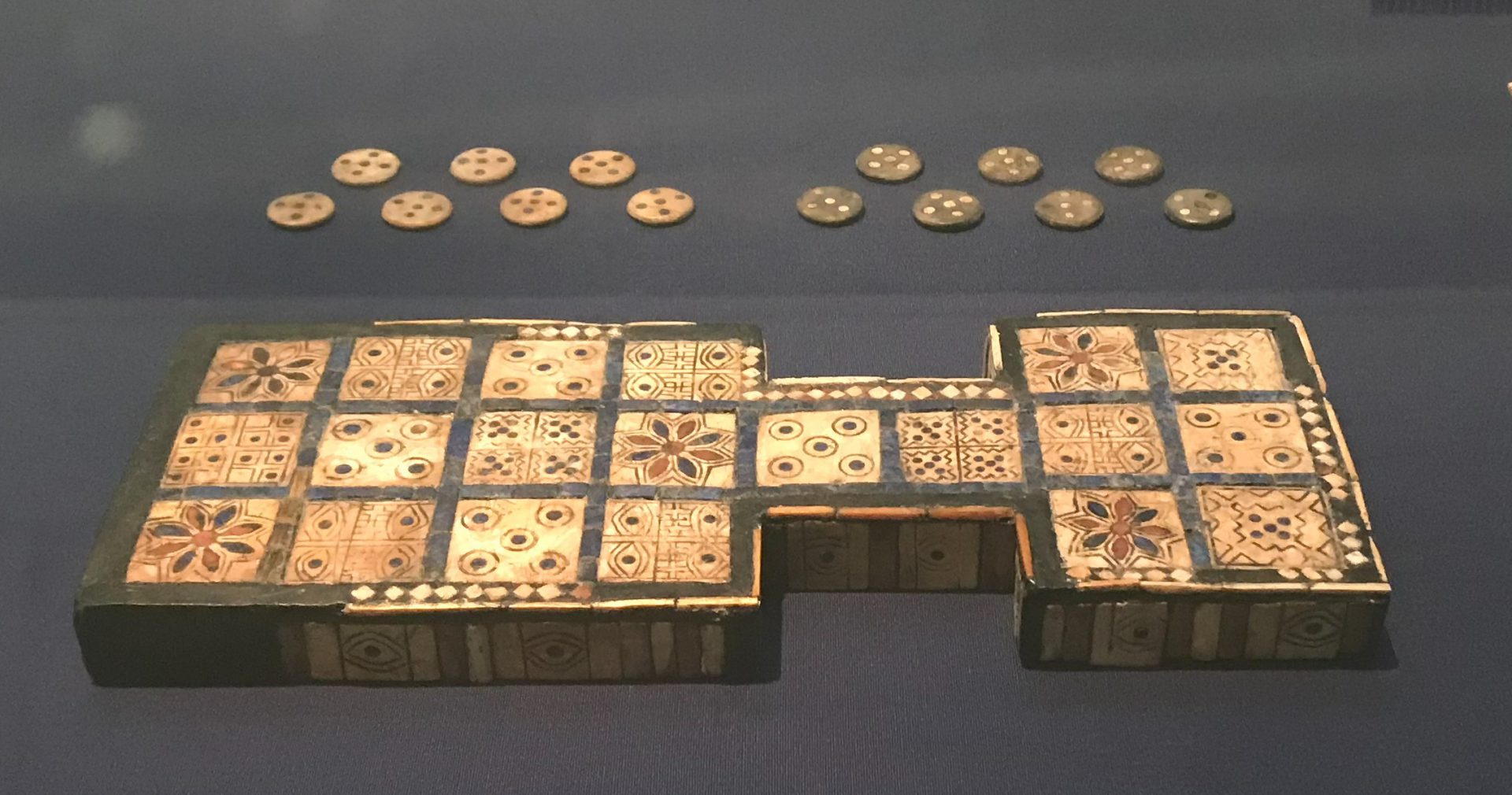 Ur: The Royal Game – What was the Game of Ur? | Goonhammer