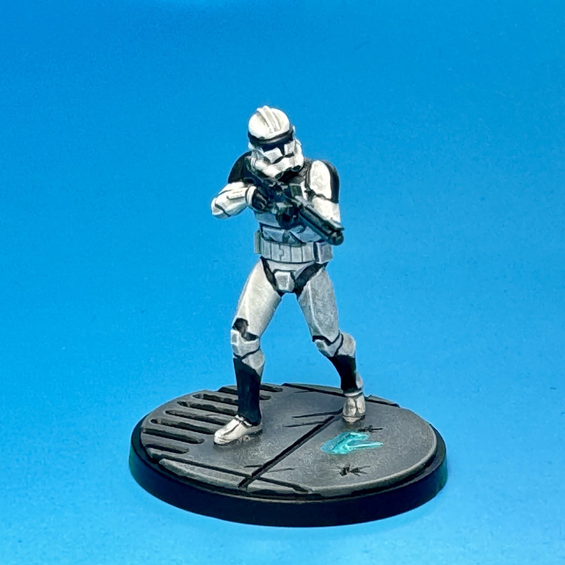 104th Wolfpack Clone Trooper painted for Star Wars: Shatterpoint. Credit: McBill | Goonhammer