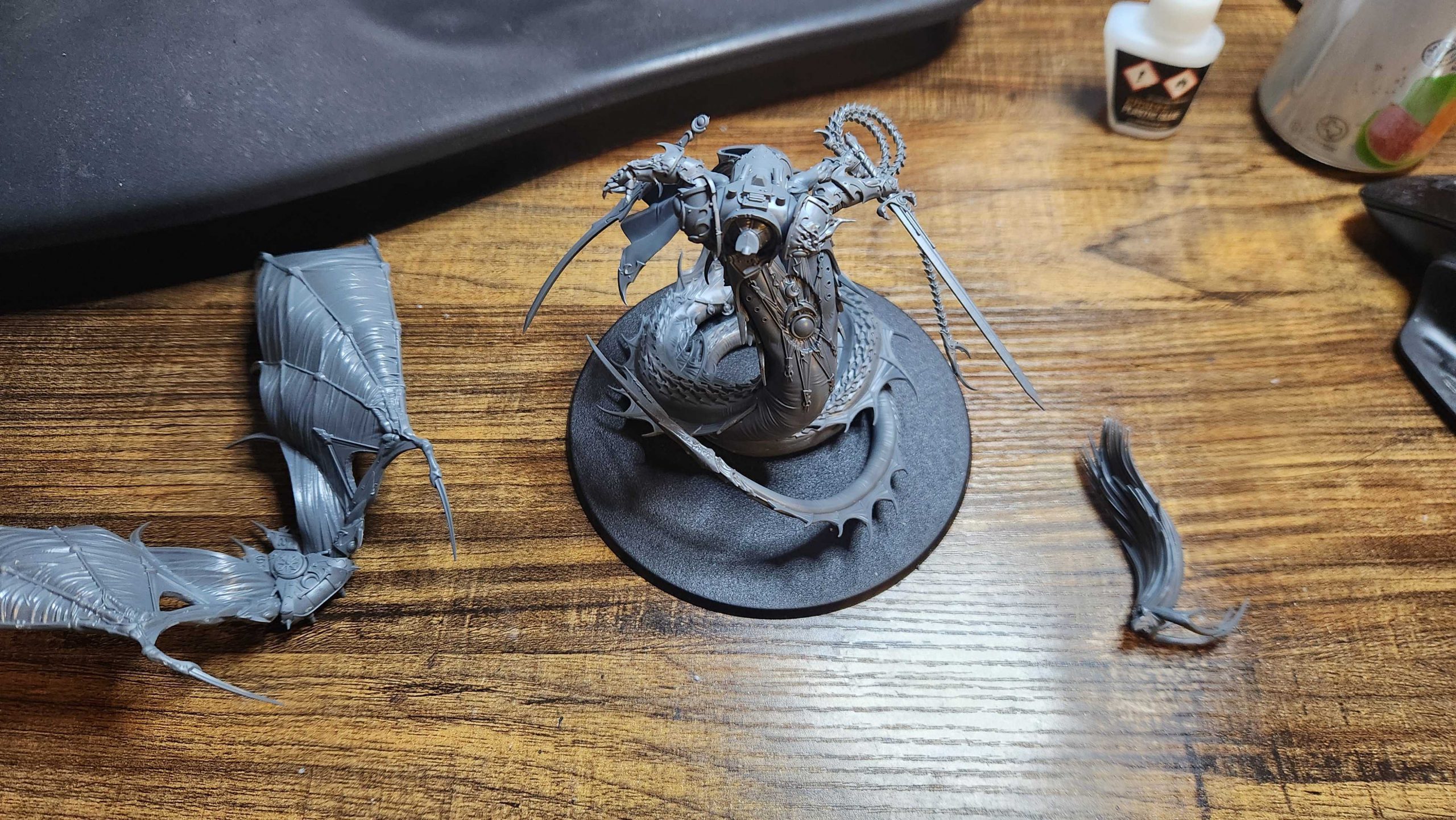 Goonhammer Reviews the Rest of the Emperor’s Children Range | Goonhammer