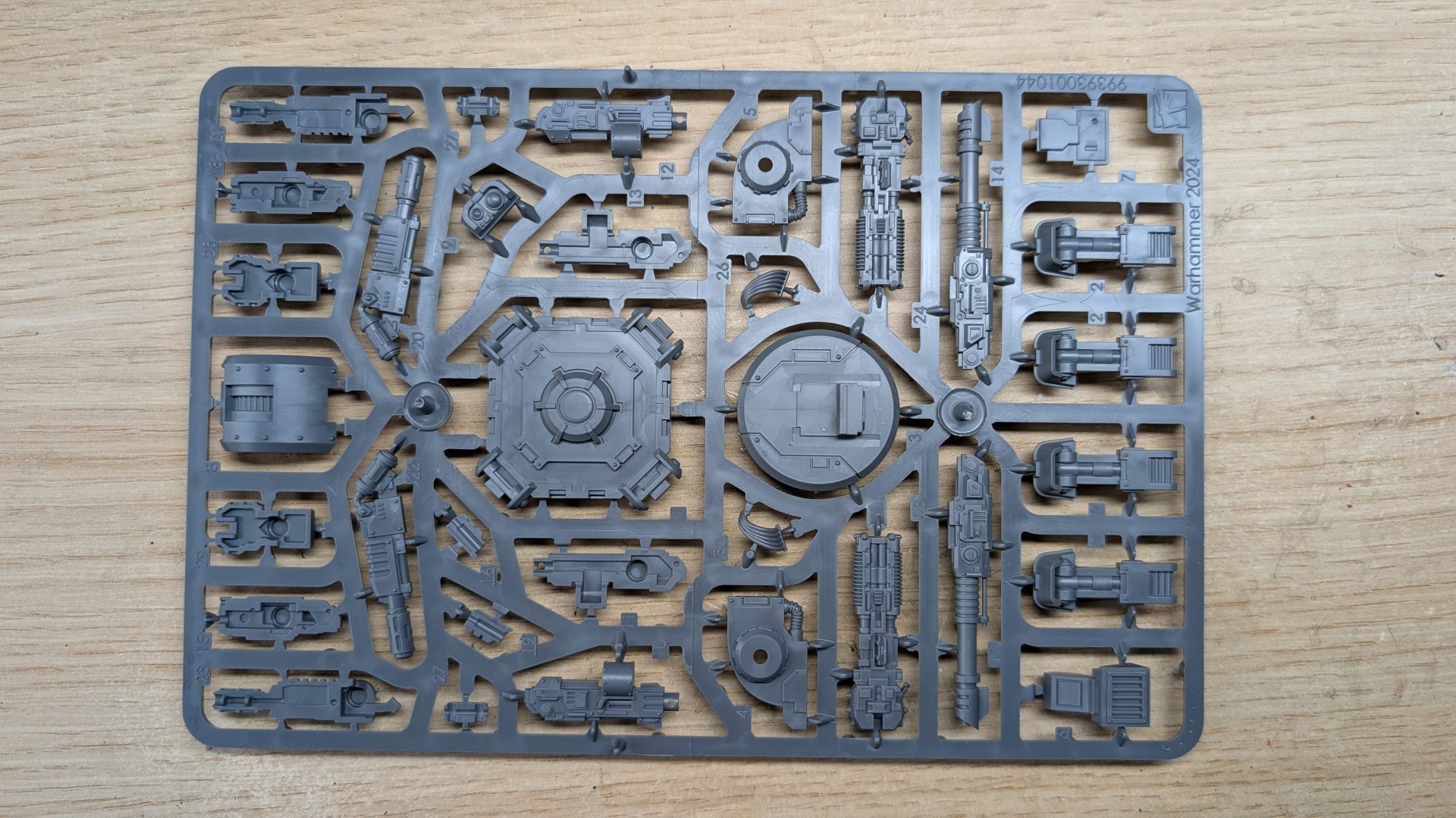 Goonhammer Reviews: Horus Heresy Tarantula Sentry Guns and Tarantula ...