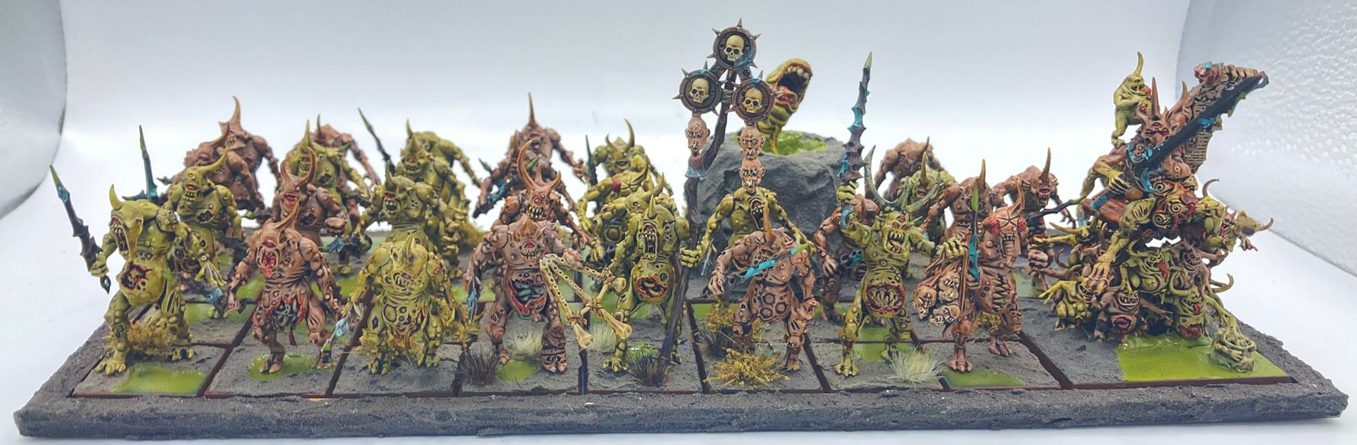 Warhammer: The Old World – Command Stations? | Goonhammer