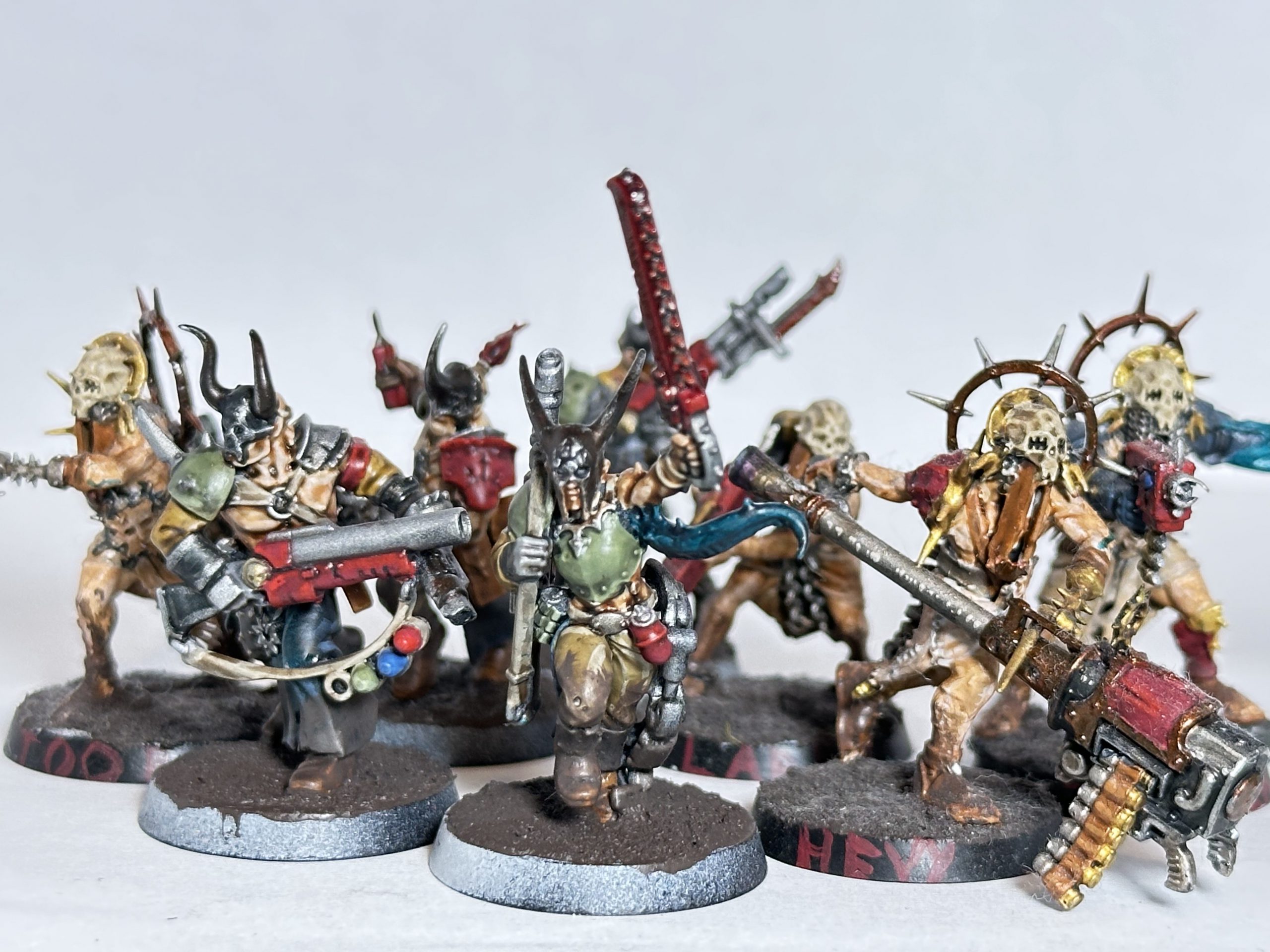 Necromunday: Helot Cults Gang Review (2025) | Goonhammer
